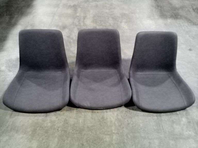 Lot of 3 Dark Grey Floor Chairs - Dutch Goat