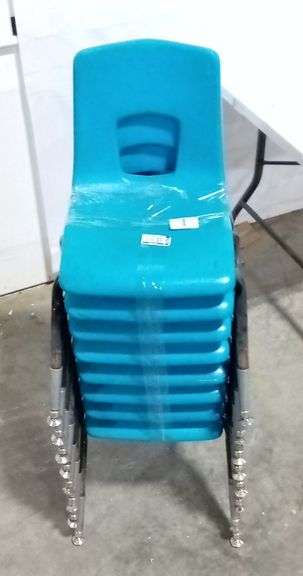 Lot Of 8 Modern Stackable Plastic School Chair With Metal Frame & Legs ...