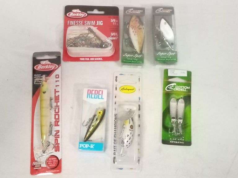 Assortment of 7 Fishing Lures - Dutch Goat